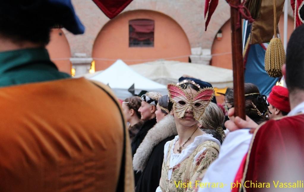 Ferrara, con il Carnevale degli Este 2020 rivive il Rinascimento ...